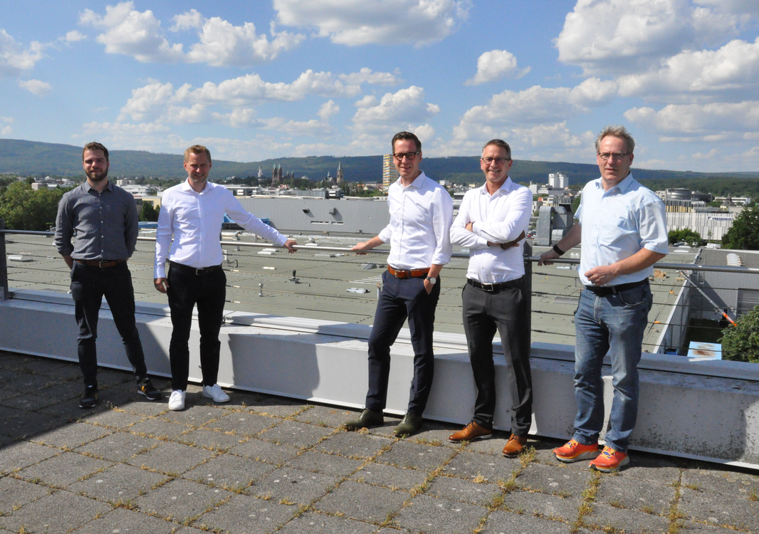 Auf dem Dach von Hanon Systems entsteht Bad Homburgs größte ...