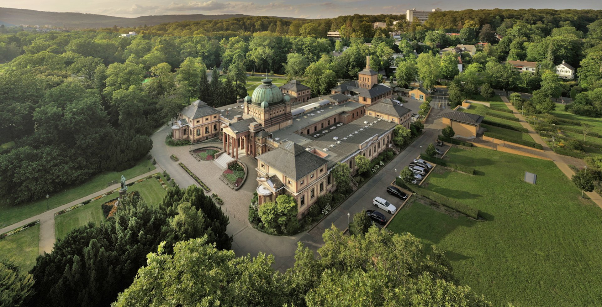 Kaiser-Wilhelms-Bad in Bad Homburg v. d. Höhe | Bad Homburg v. d. Höhe