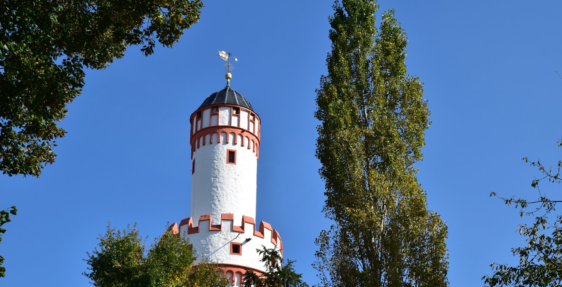 Weißer Turm am Schloss Bad Homburg | Bad Homburg v. d. Höhe